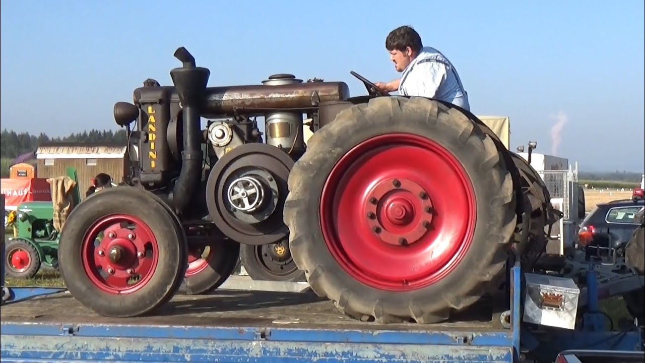 Super Landini SL 50 Hot Bulb Tractor - Driving off trailer, idling ...