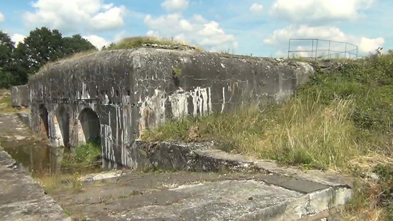 In de voetstappen van het Belgisch leger (Fort van Kessel) - YouTube