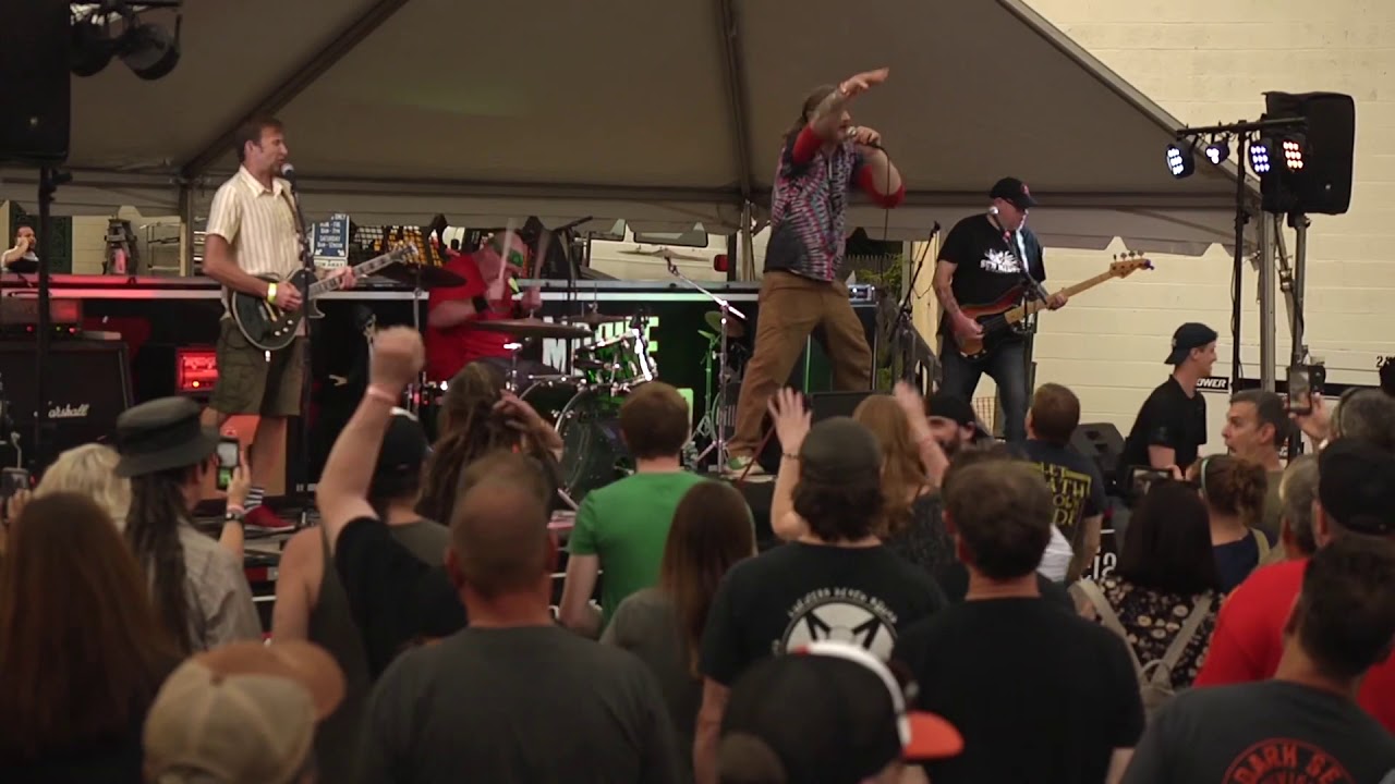 Members of Juice perform at the Music City Maryland Festival - YouTube