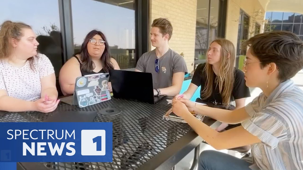 One Lawmaker Seeks To Bar Polling Places On Texas College Campuses ...