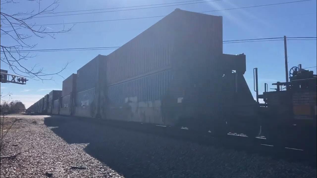 Long CSX I038 Double Stack Train NB - YouTube