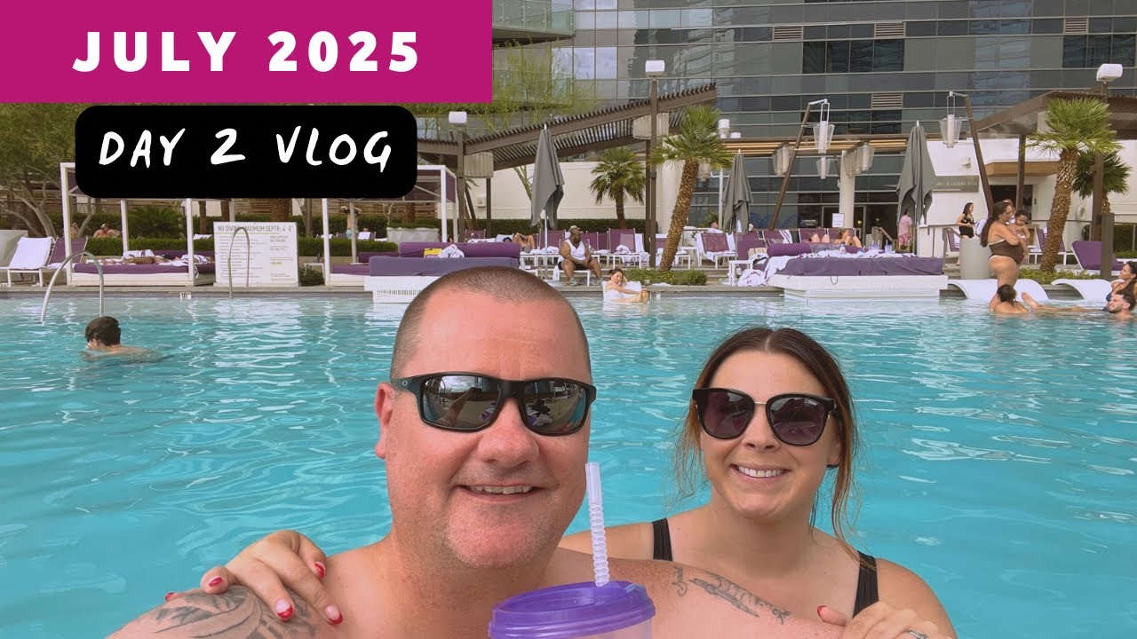 Las Vegas Vlog July Day 2 | Cosmo | Chelsea Pool | Chin Chin @NYNY ...