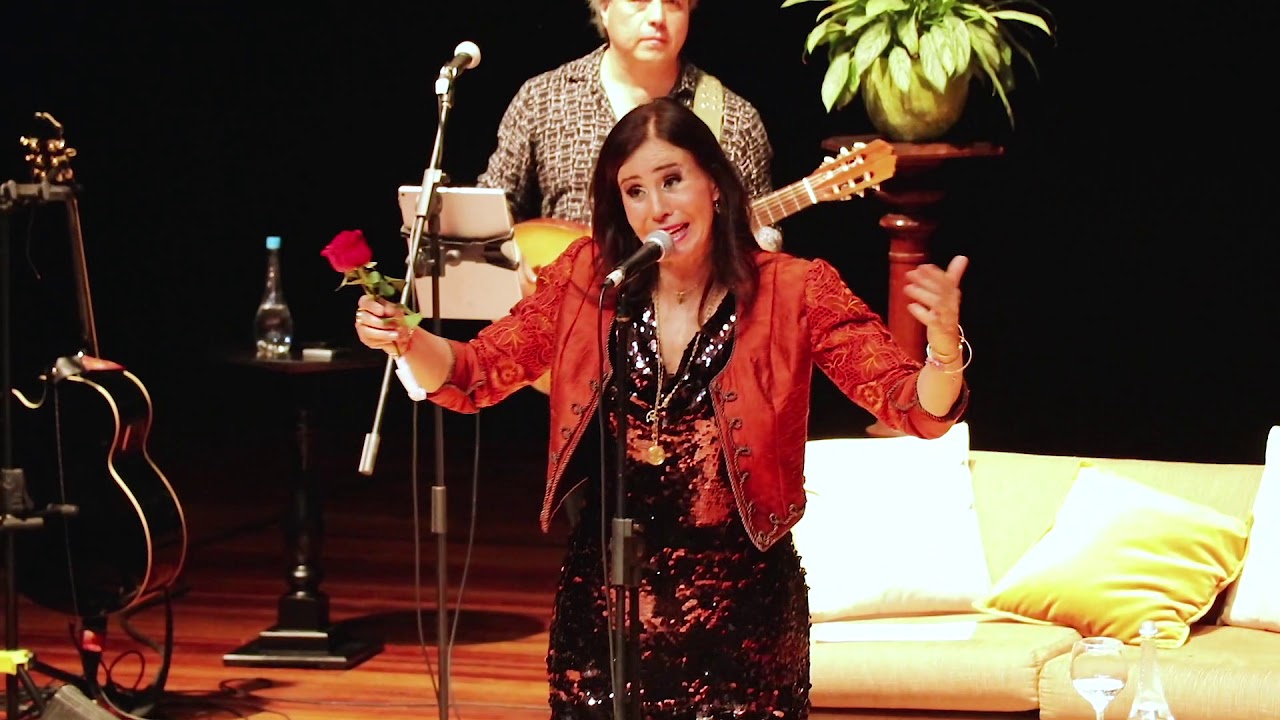 Julie Freundt 30 años - YouTube