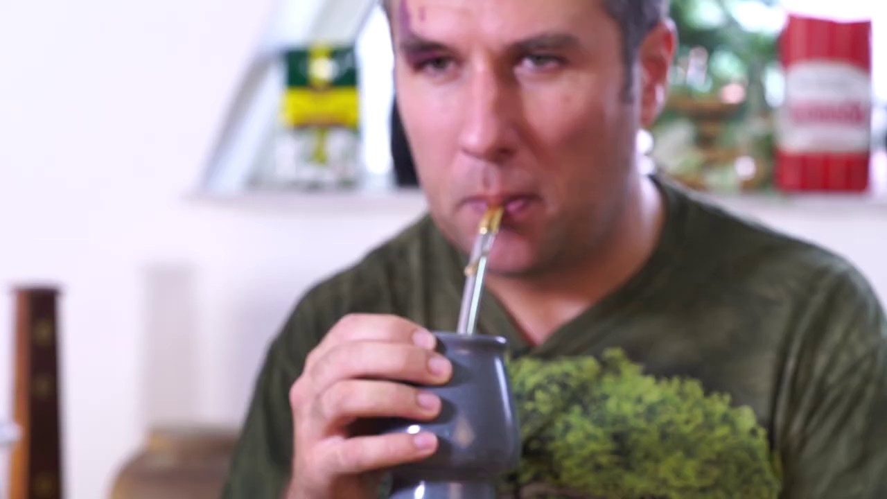 Cum se prepara Yerba Mate in Romania - YouTube