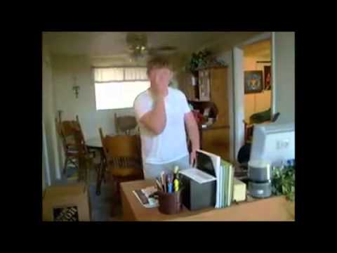 Lip sync to Taylor Swift song