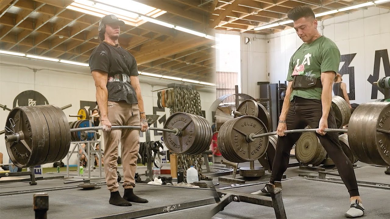 Heavy Deadlifts with Professionalweakguy - YouTube