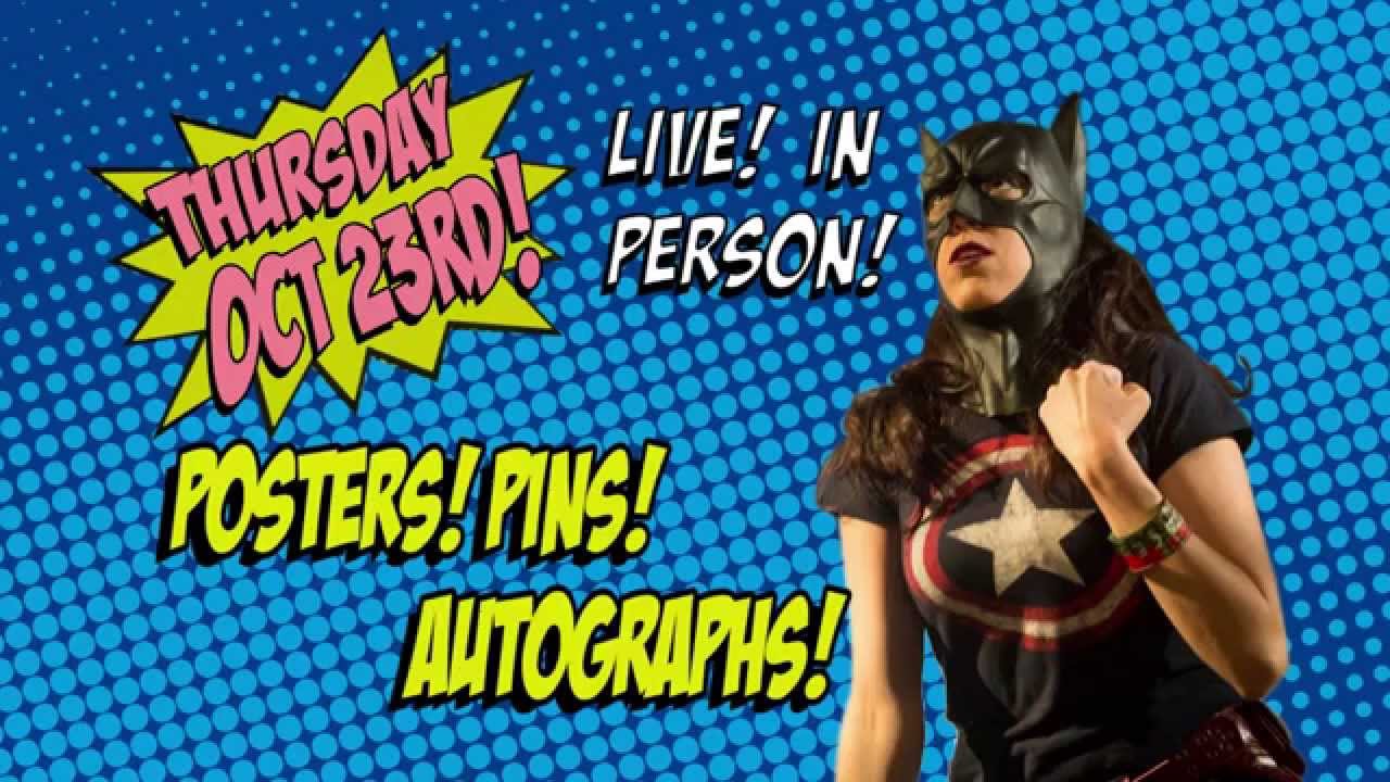 Cowl Girl in person before Batman Oct 23, 2014 - YouTube