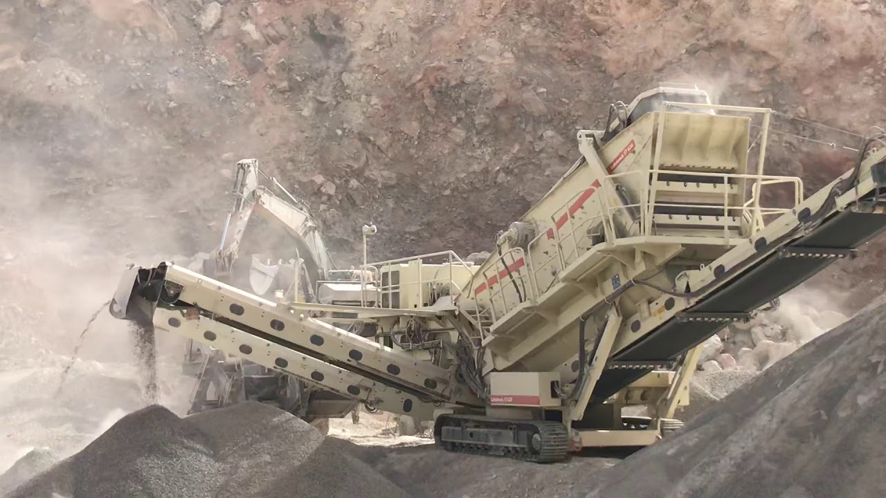 Metso ST 620 and new Lokotrack 1213s working with limestone ...