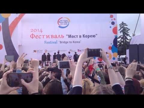 140614 BTS / 방탄소년단 / Bangtan Boys in Moscow, Russia [Talk + 상남자 / Boy In Luv]