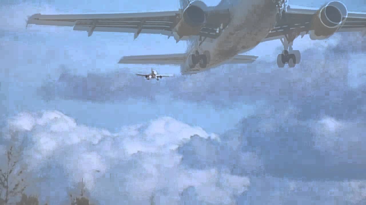 Plane Spotting Heavy landing@ Barcelona Airport - YouTube