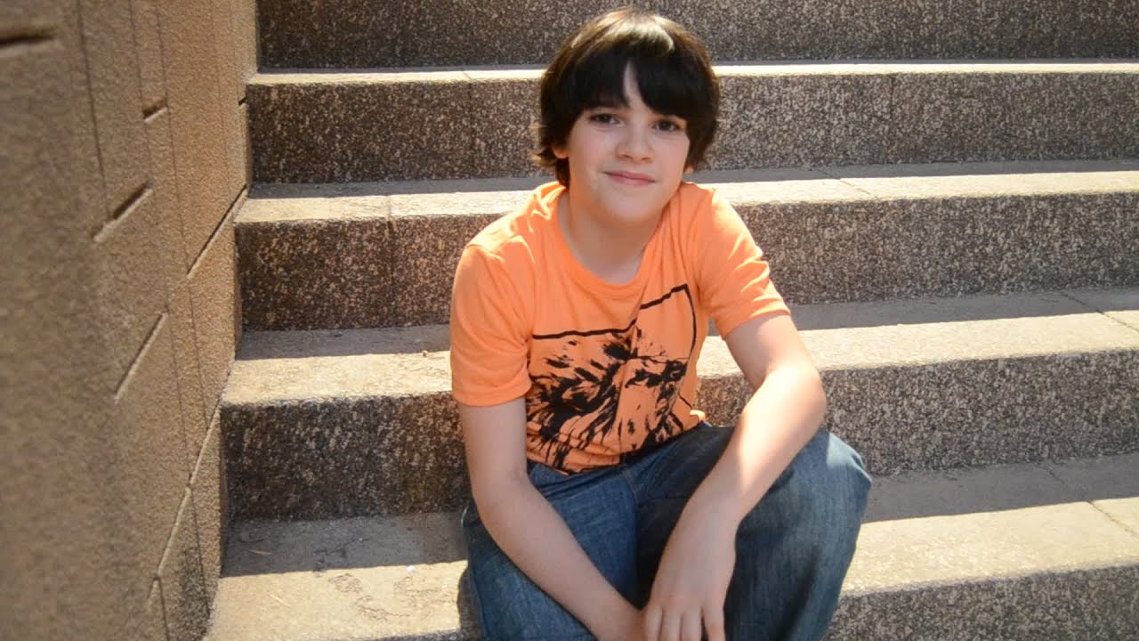 Daniel Avilés de 'Vive Cantando' envía un saludo a Mi Zona TV - YouTube