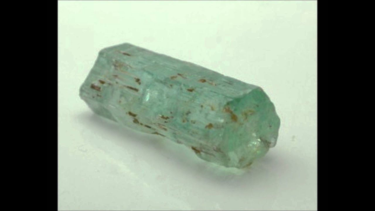 Beryl Green Gemstone Color - YouTube