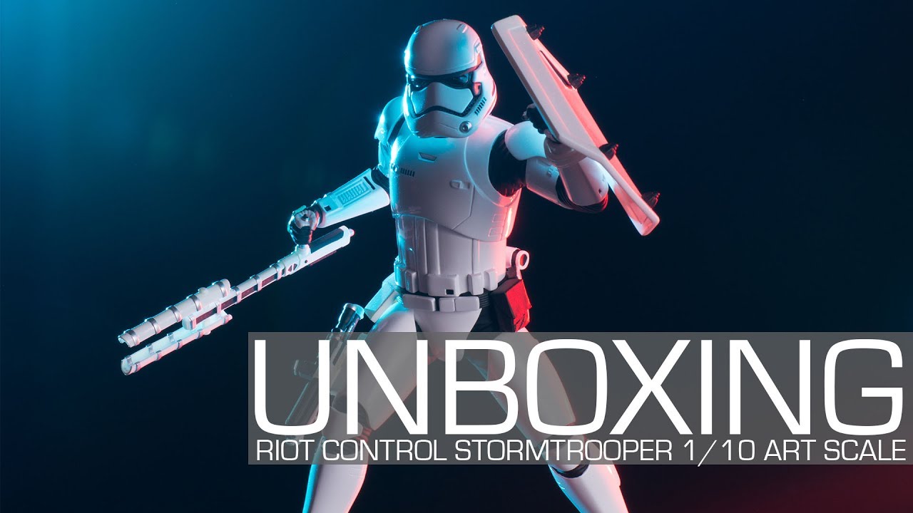 Unboxing - Star Wars: The Force Awakens Riot Control Stormtrooper 1/10 ...