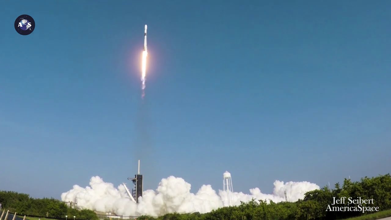 PAD VIEWS! SpaceX Launches Starlink-12 from KSC 39A - YouTube