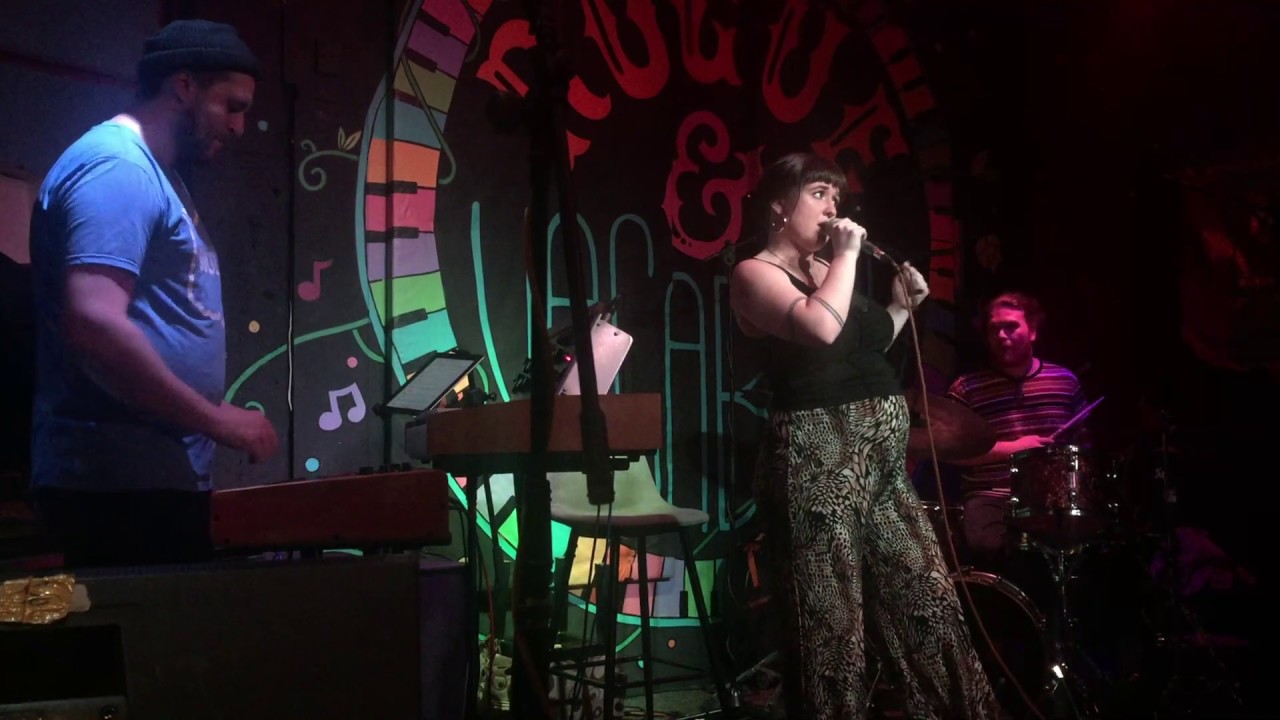 SPICE RACK - Kung Fu Grip (Iva Lamkum) - live@Rogue Fri 19th June 2020 ...