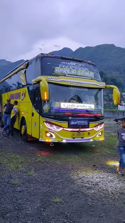 telolet Basuri Aprilia style putera utama - YouTube