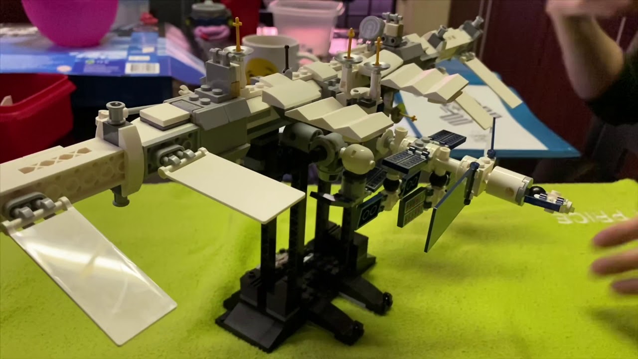 I WENT TO THE INTERNATIONAL SPACE STATION WITH LEGO - YouTube