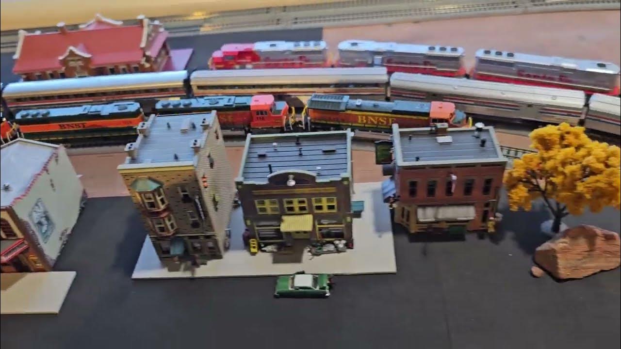 N scale BNSF manifest train on my layout. - YouTube