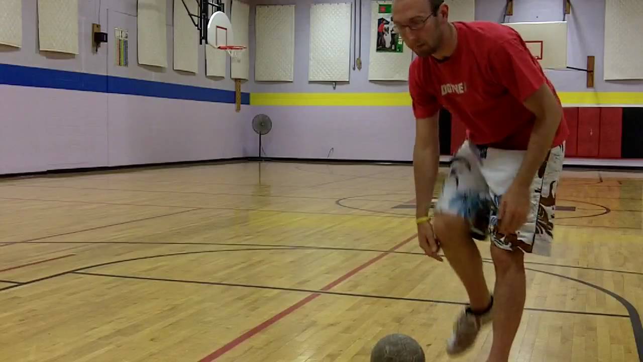 Talk Futsal - Ep 7 - How to do the Futsal Toe Poke - YouTube