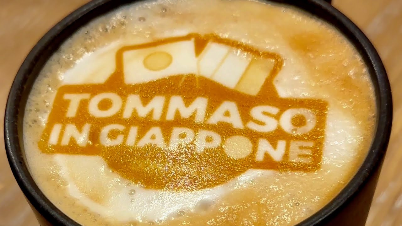 Kebab, croissant e cappuccini disegnati per colazione in Giappone - YouTube