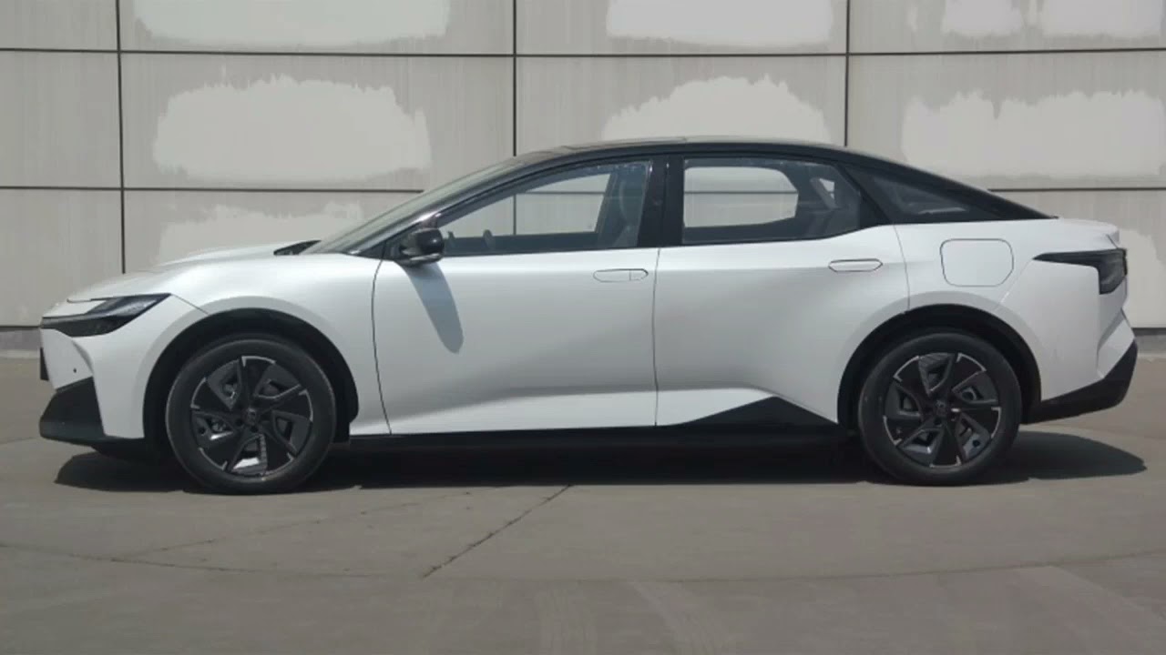 New Toyota all electric Saloon Bz3! - YouTube