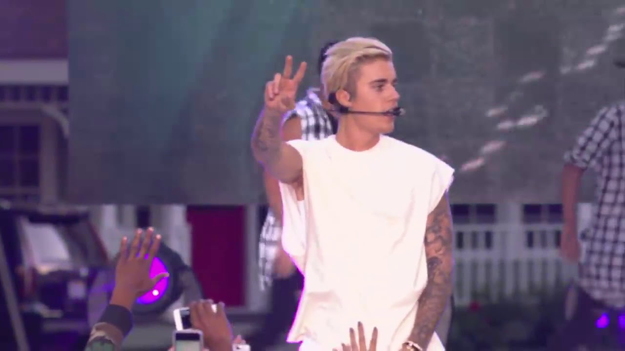 Justin Bieber Sorry Live concert - YouTube