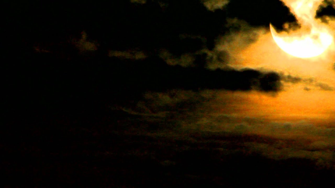 Volle maan - full moon - YouTube