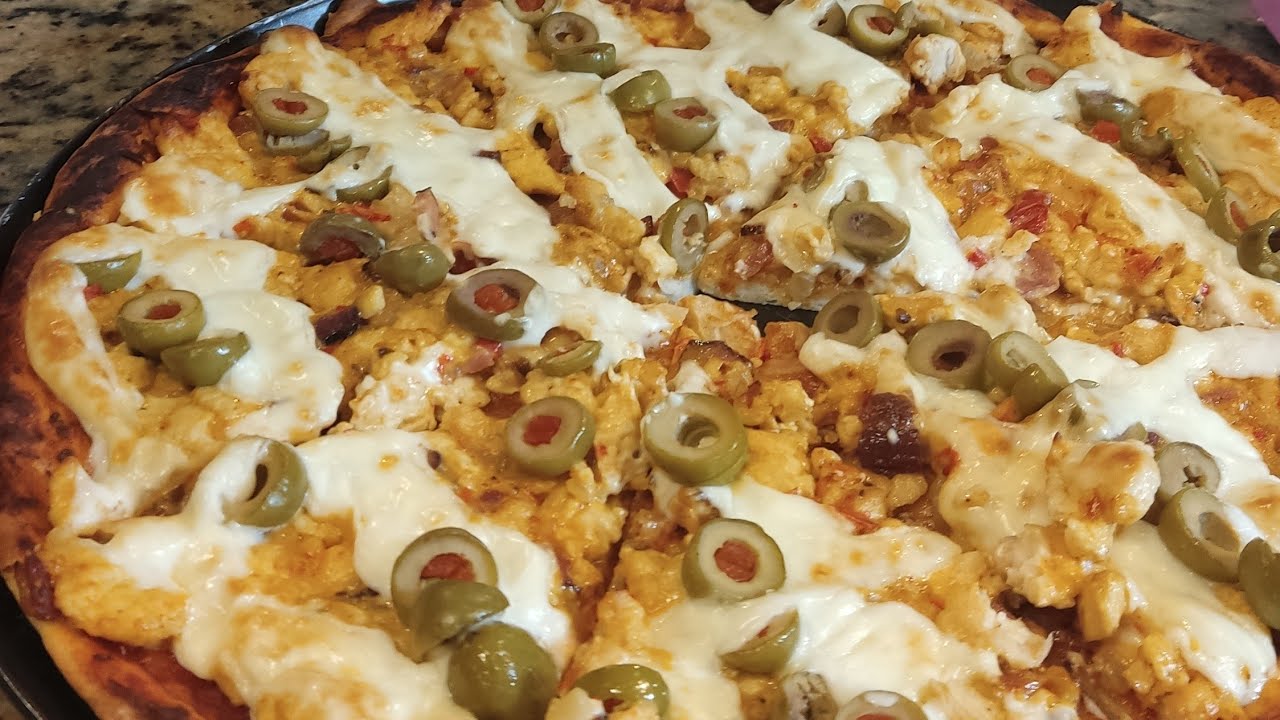 Pizza de pollo con Catupiry y empanadas 🍕😋🥟 - YouTube