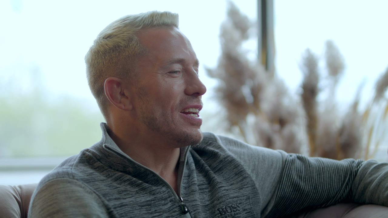 Entrevue GSP dévoilement statue - YouTube