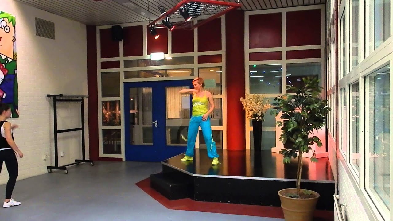 Hella Decale Sandra Zumba Kalinowska - YouTube