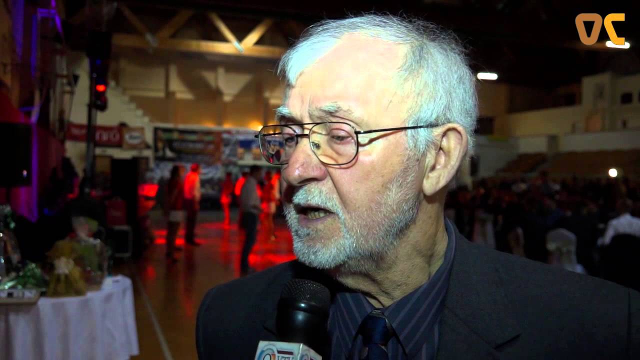 Életműdíj Fodor István orosházi kézilabda edzőnek - YouTube