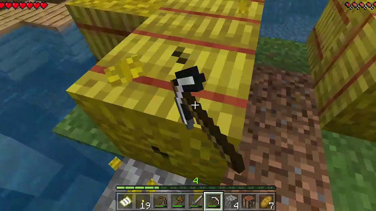 E2 playing Minecraft - YouTube