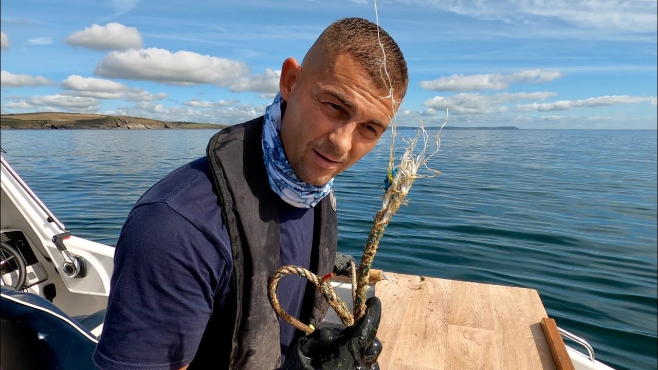 Hauling the FishLocker Lobster Pots - Storm Damage, Thieves and a ...