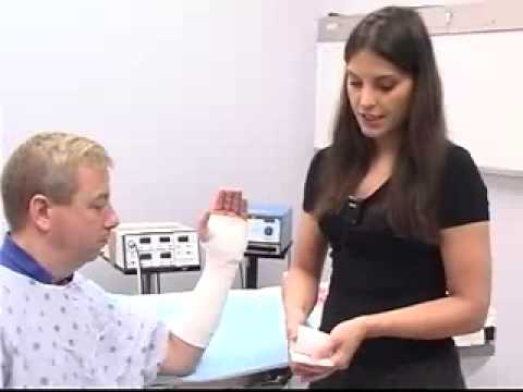 below elbow casting - YouTube