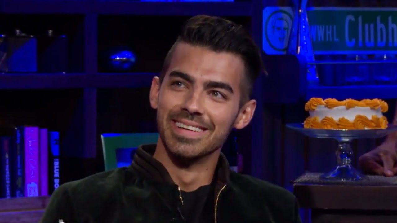 Joe Jonas Plays Shag, Marry, Kill With Exes Demi Lovato, Taylor Swift ...