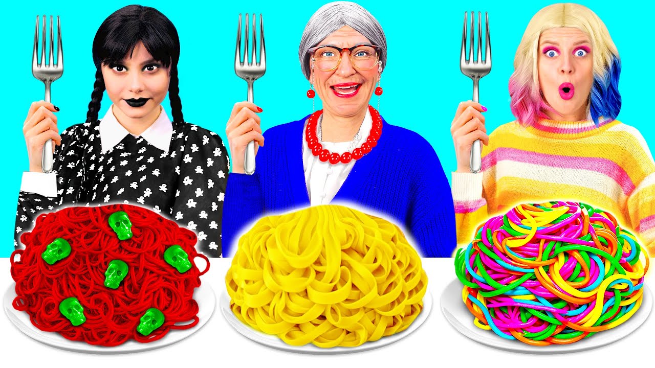 Wednesday vs Minha Vó No Desafio De Culinária | Momentos Engraçados ...