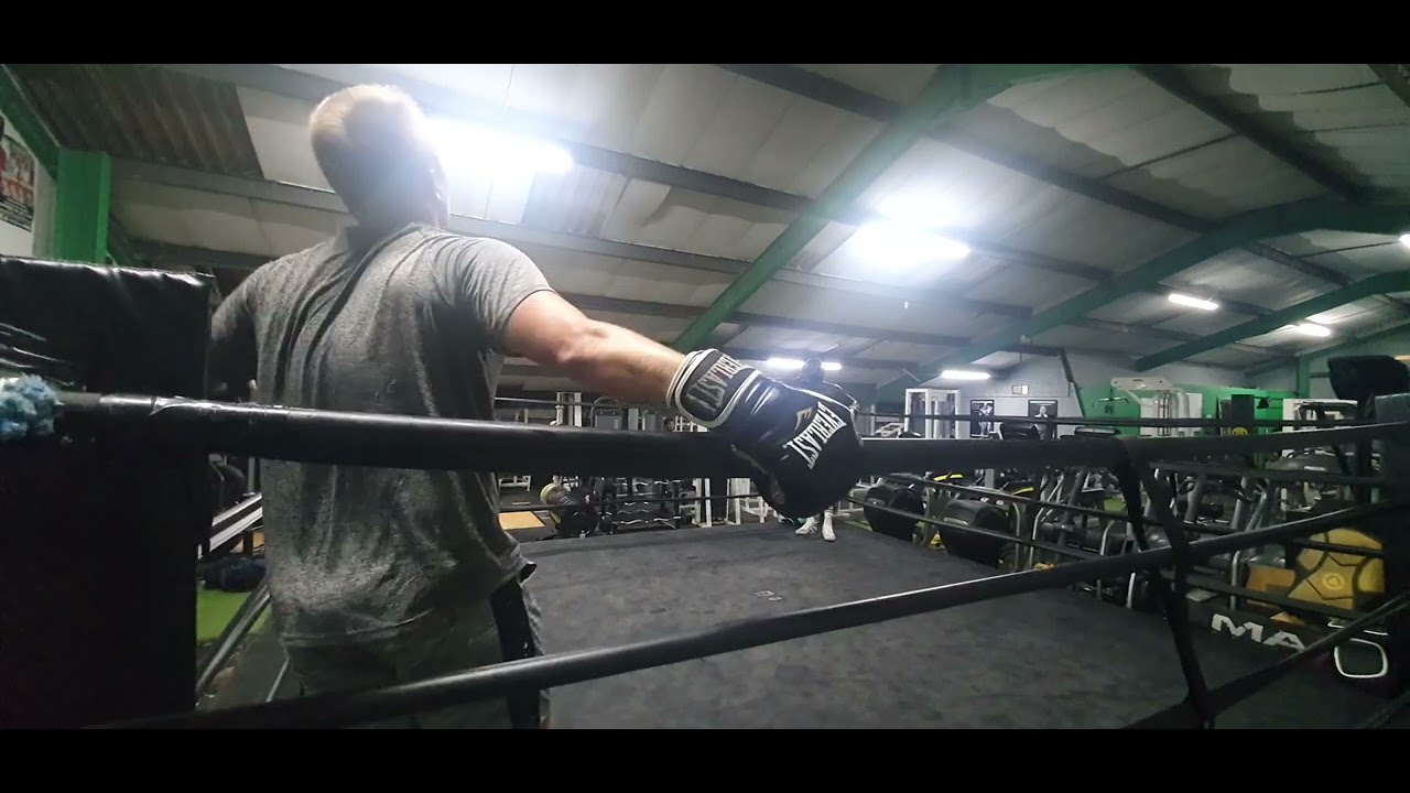 Oneface Mapacha - BOXING SESSIONS AT SEVEN HILLS ABC BOXING GYM - YouTube