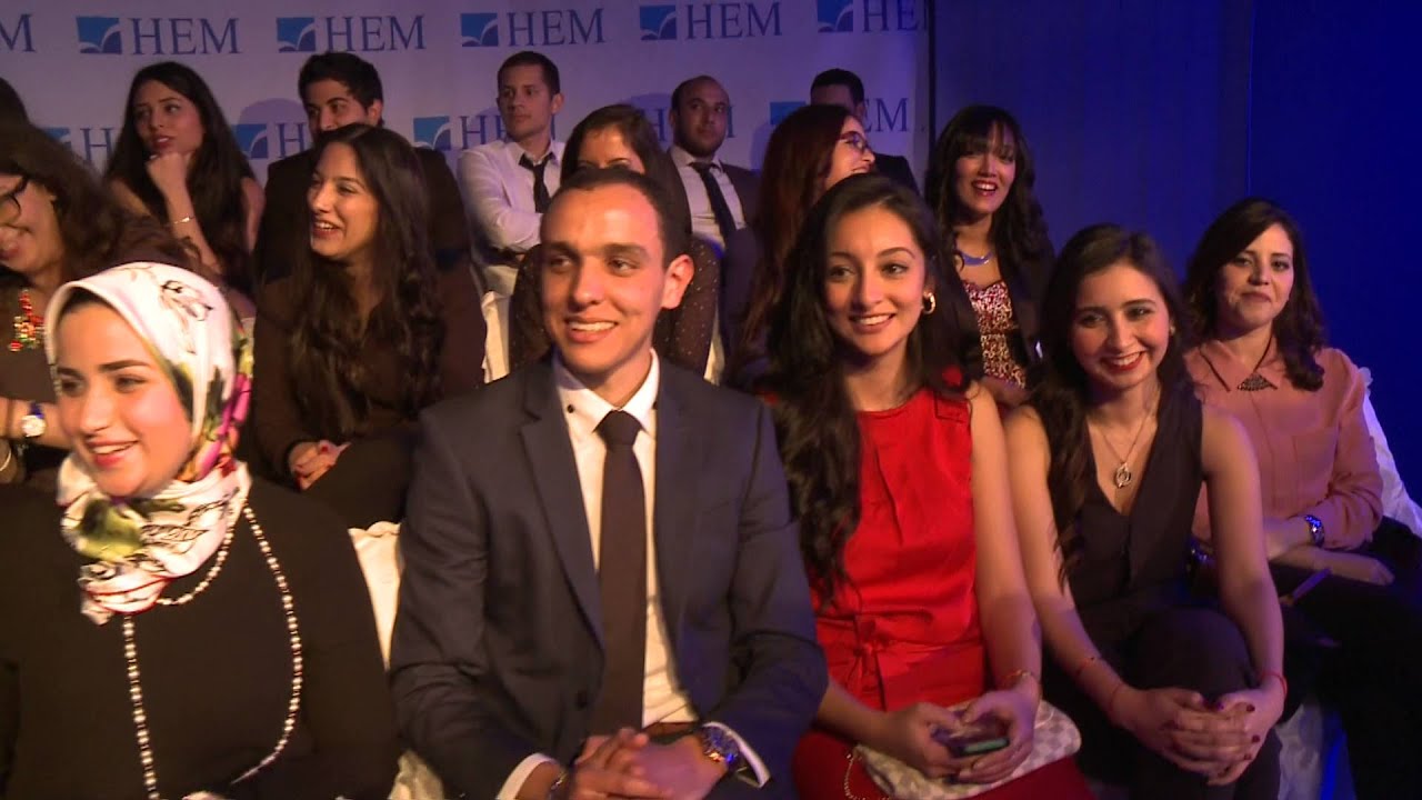 Remise de diplômes 7ème Promotion de HEM Marrakech – Janvier 2016 - YouTube