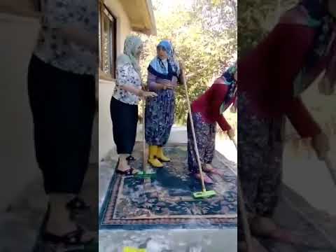 Kadınlar halı yıkarken ( kadın çıldırdı)!!!!