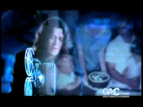 Blake Shelton The Baby 2nafish - YouTube