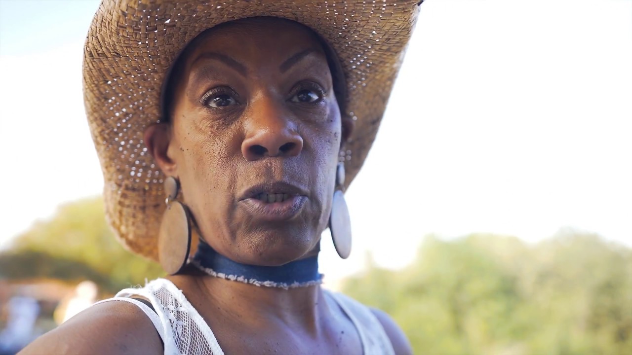 Butler Housing Interview w/ Dee Dee - YouTube