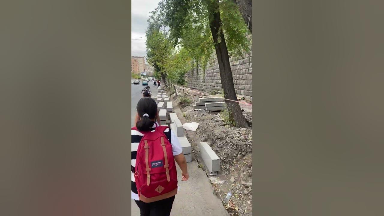 Երևան մեր օրեր․․․Երեխաները ստիպված են իրենց կյանքը վտանգելով գնալ դասի