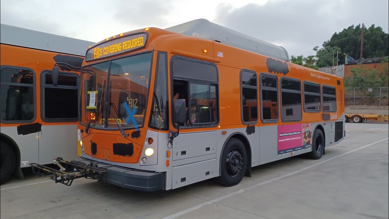 Ex LACMTA 2010 NABI 31-LFW CNG #3118 - YouTube