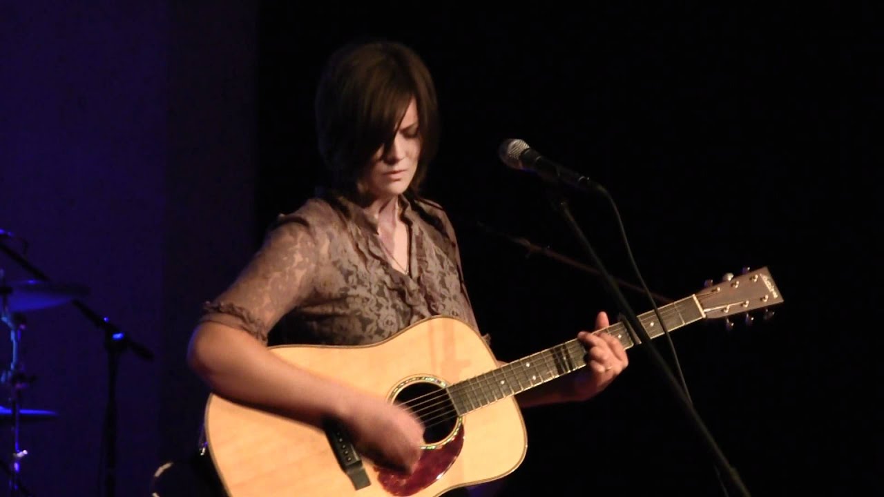 Hannah Miller: "O Black River" - YouTube