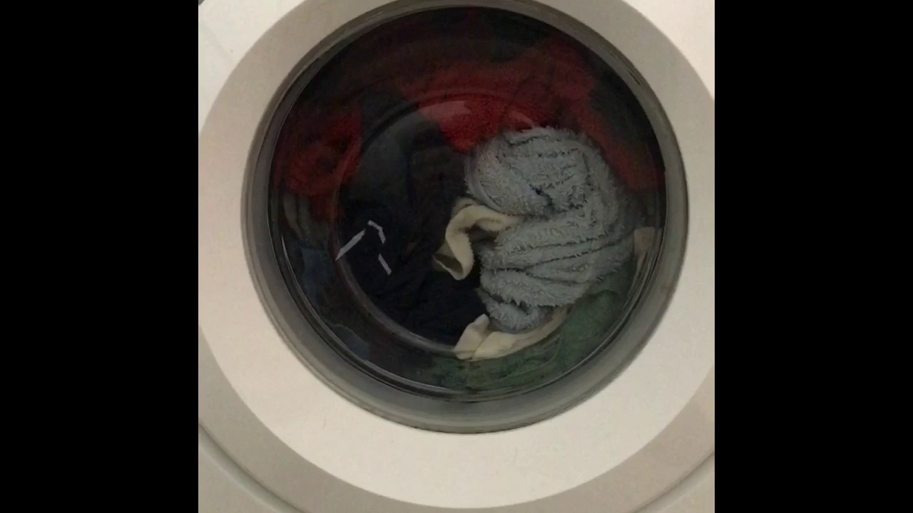 Federal washing machine crazy spin - YouTube