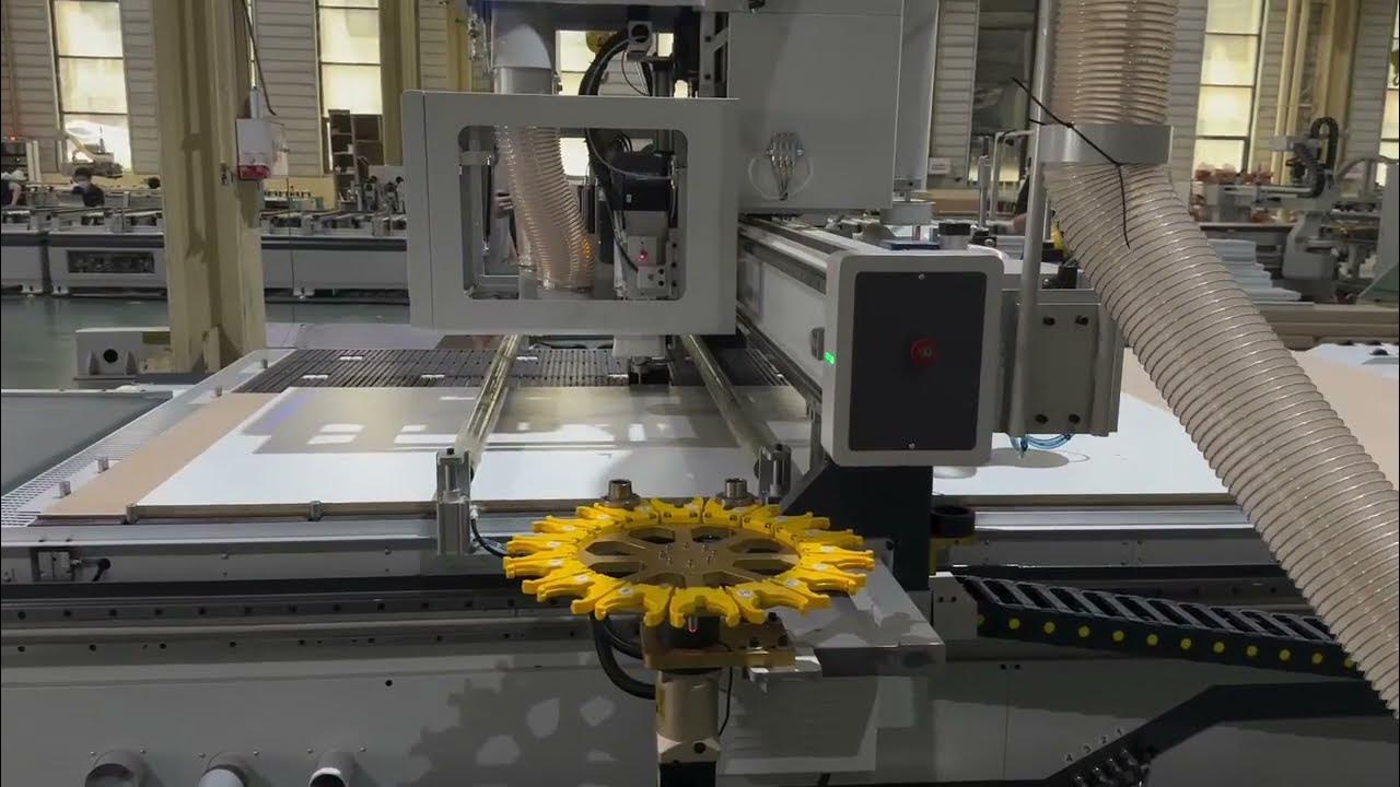 SUDIAO Customized CNC Nesting Machine With Auto Labelling Loading Unloading Tables - YouTube