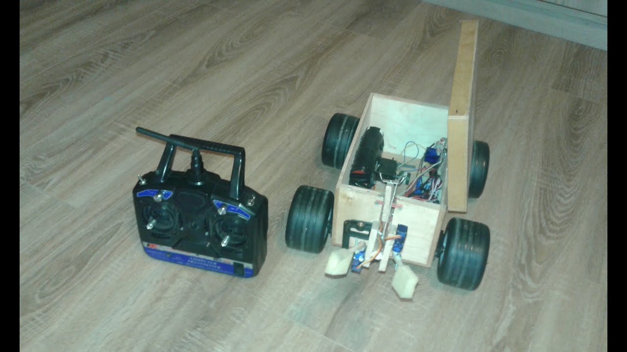 Robot RC domowej roboty / Homemade RC robot - YouTube
