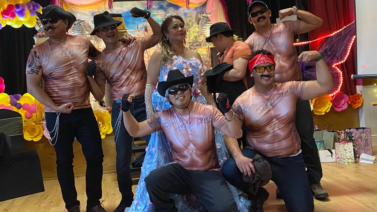 Macho dancers of Haverhill - YouTube