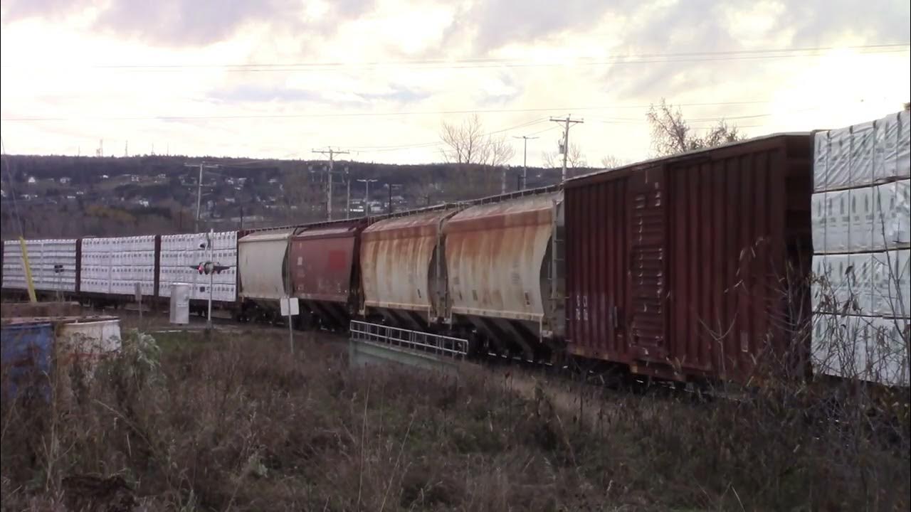 (HD) CN 2664 & CN 2287 (CN 403 West) Rimouski Qc ( Mont-Joli SUB M.P 124.62 ) - YouTube