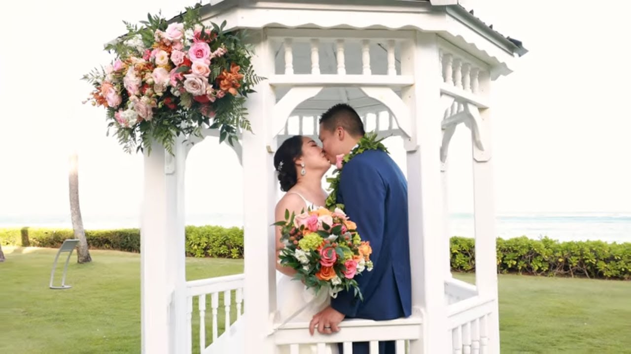 Kahala Hotel & Resort Wedding l Oahu, Hawaii | Alex + Kay Highlight ...